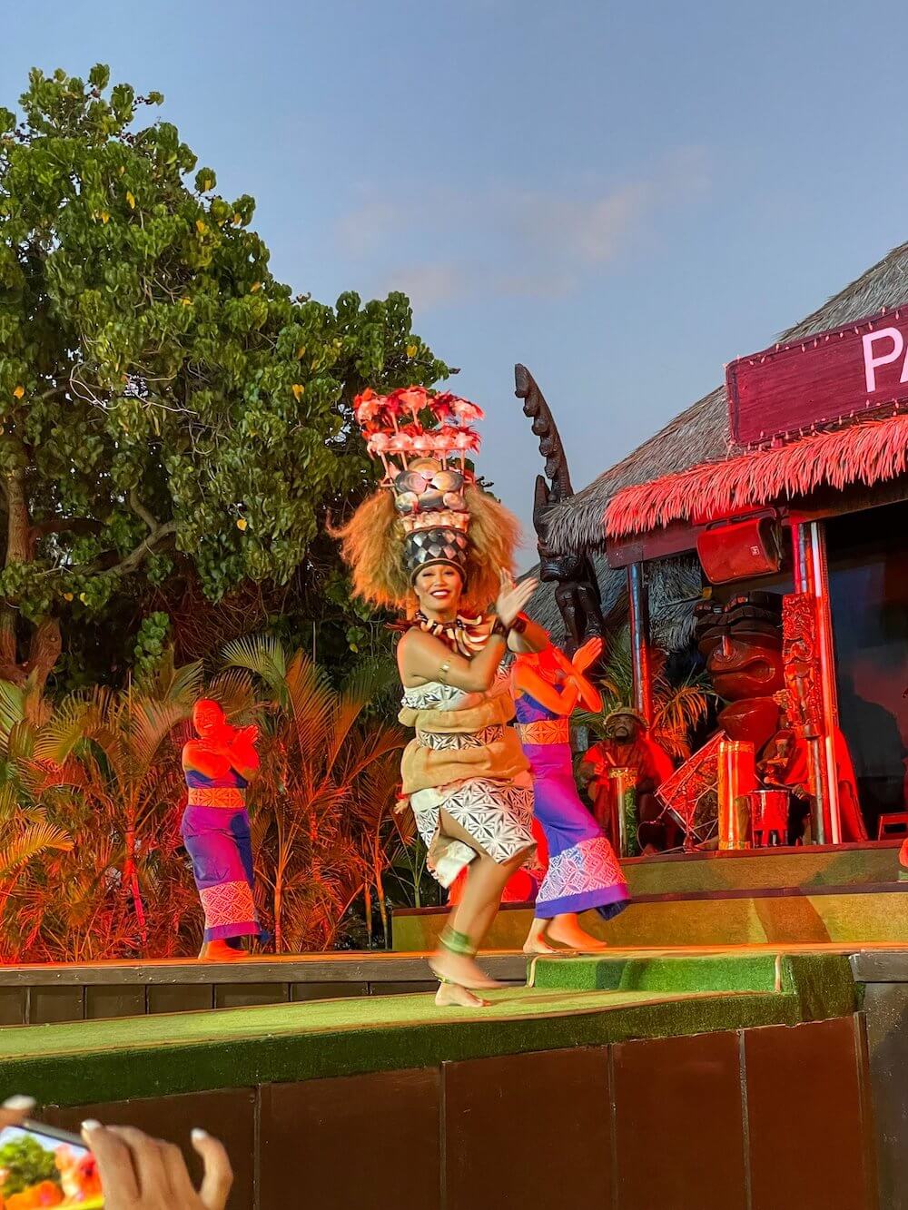 Honest Paradise Cove Luau Review: Is This Ko Olina Luau Worth It? (2023)