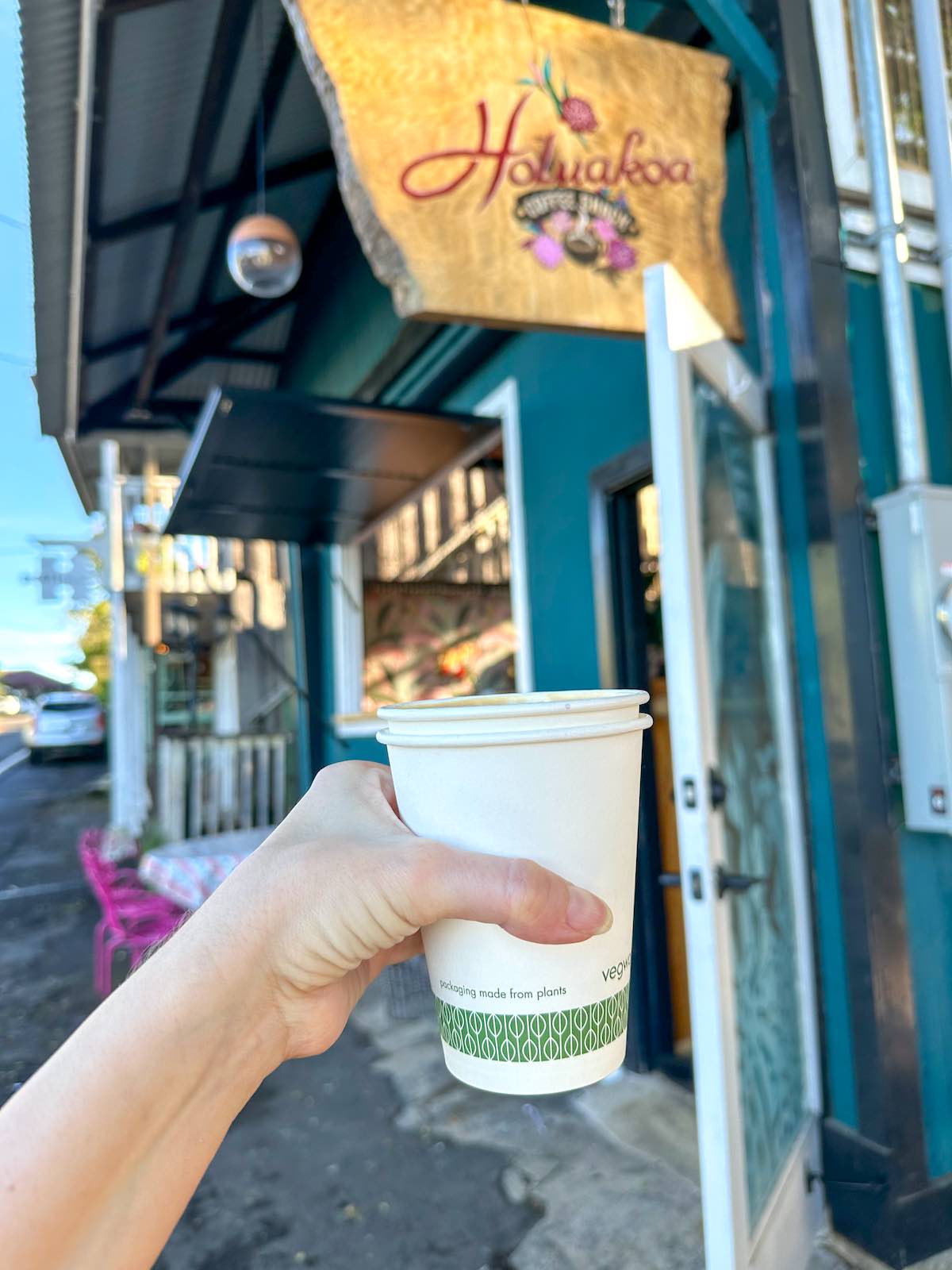 Where to Find the Best Coffee in Kona (2023)